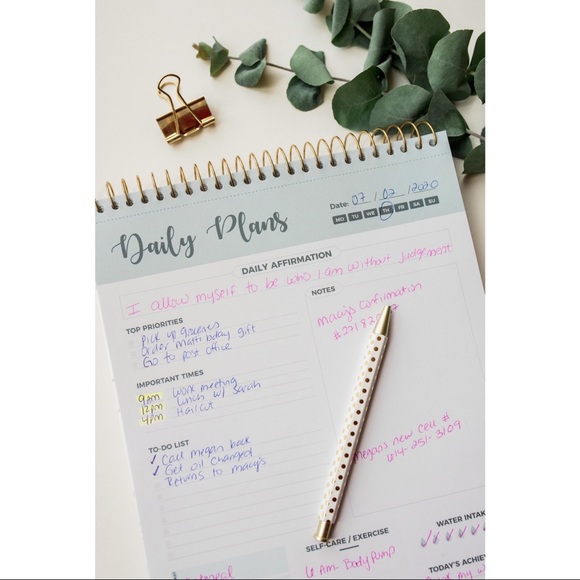 Office | New Spiral Daily Planner Agenda Notepad 85x11 | Poshmark
